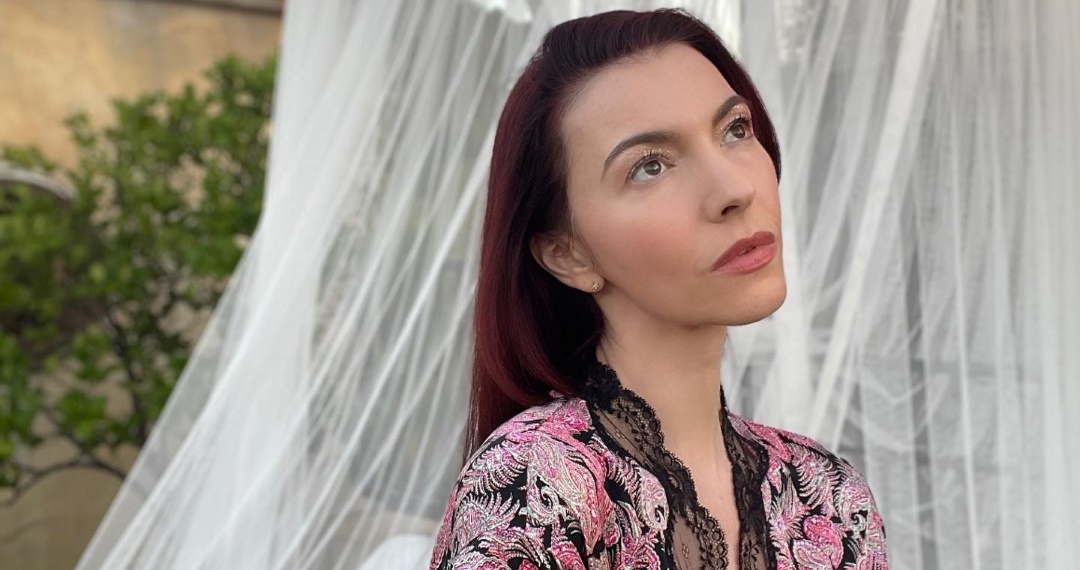 Chrysta Bell - Singer/Songwriter, Tour Dates 2023, Tickets, Concerts ...