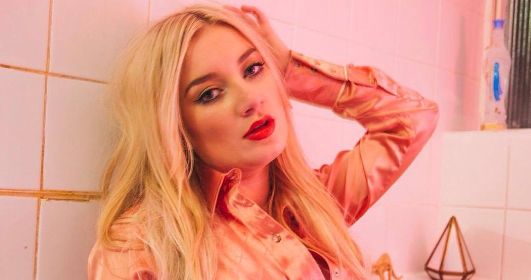 Carly Connor - Singer/Songwriter, Tour Dates 2023, Tickets, Concerts ...